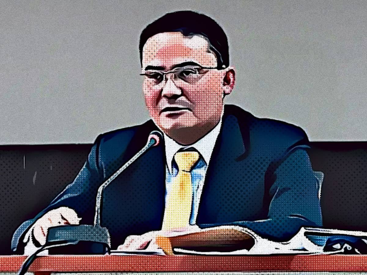 Fredy Orellana, el juez que levanta sospechas sobre su integridad